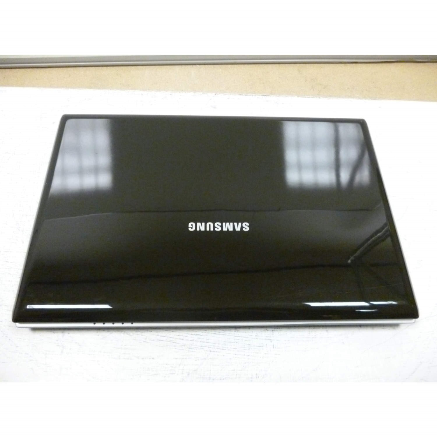 Preowned T3 Samsung R519 NP-R519-JA02UK Laptop in Black/Silver ...