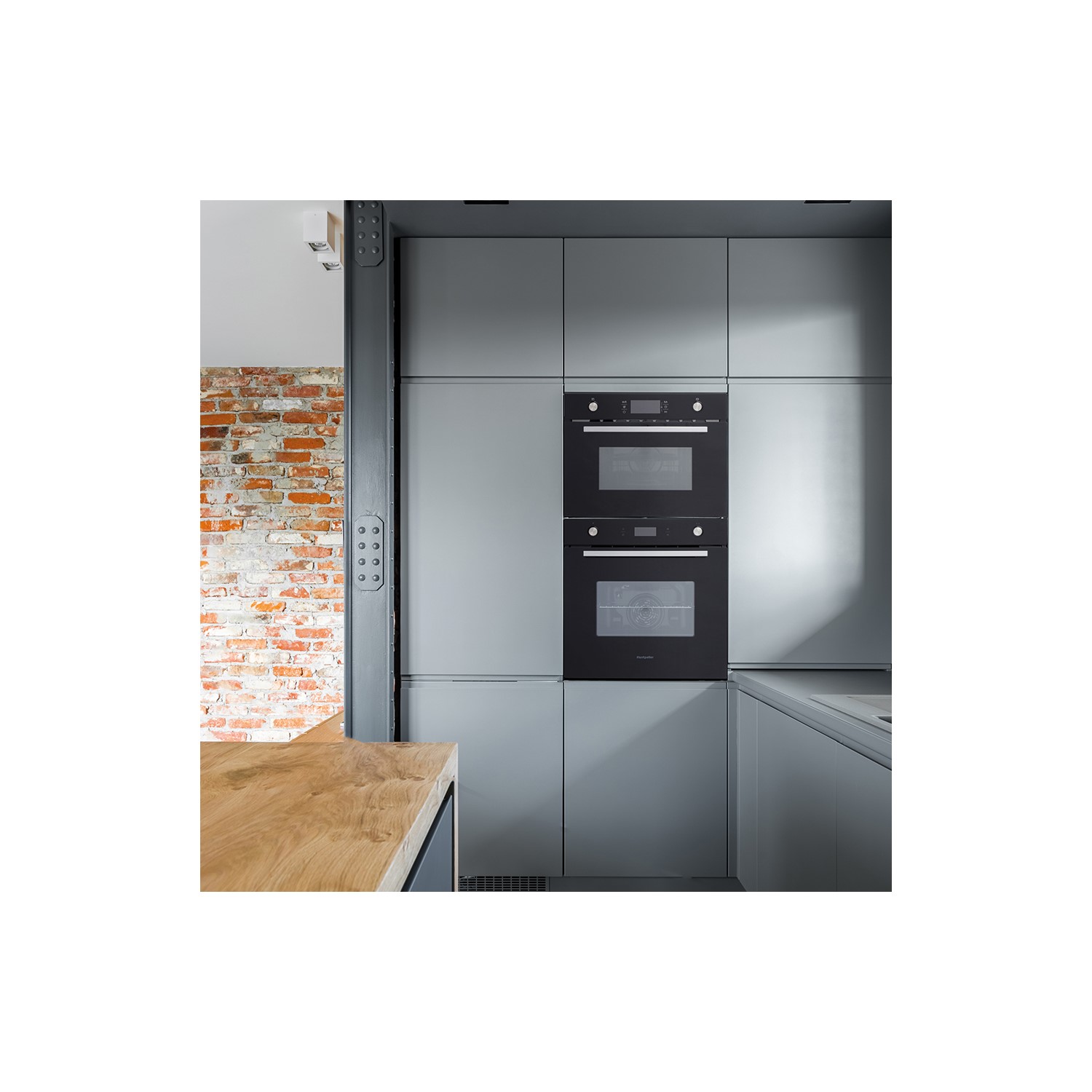 Refurbished Montpellier MWBIC74B 44Litre 900W Integrated Combi ...