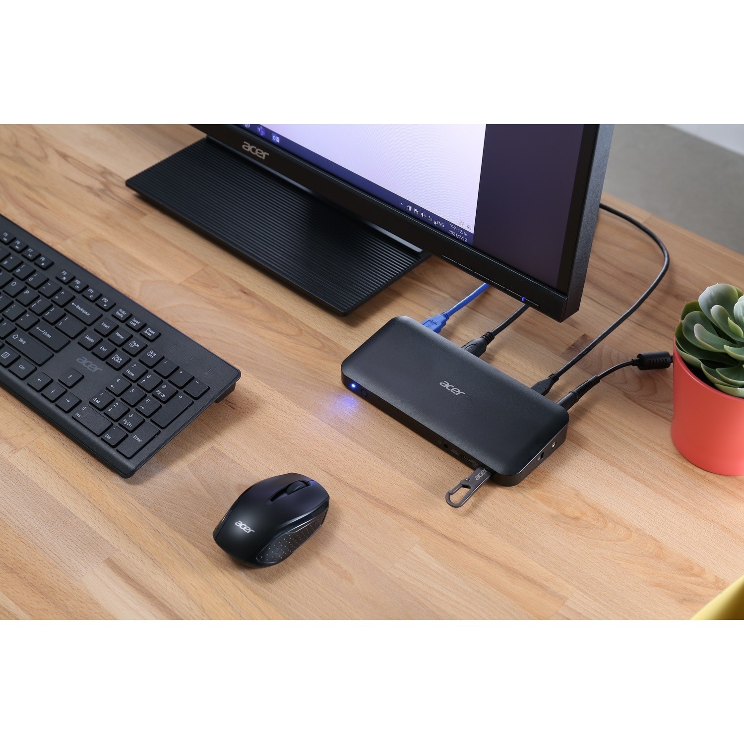 Acer USB TYPE-C DOCKING III UK Power Cord Black - Laptops Direct