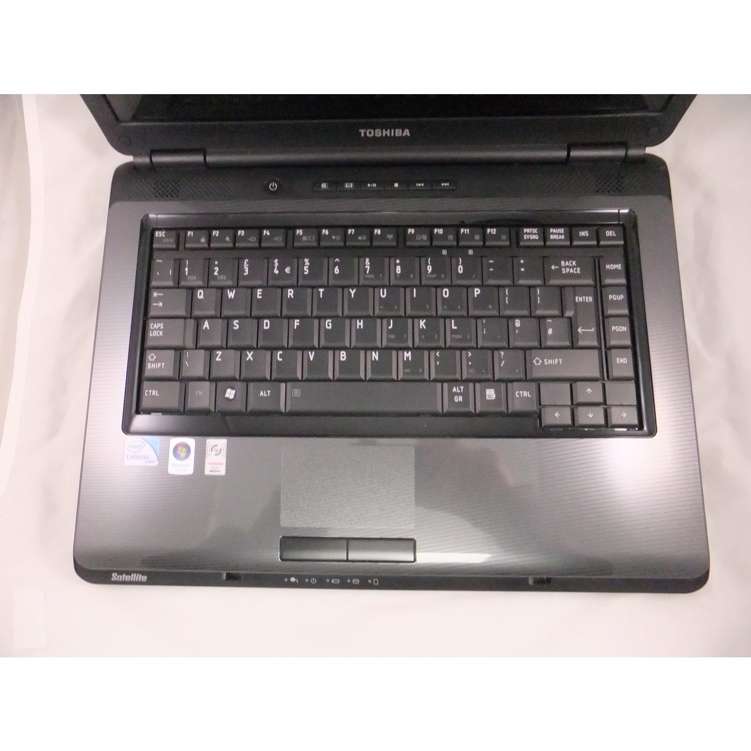 Refurbished Toshiba Satellite L300-29X Intel Celeron T3000 4GB 250GB DVD-RW 15.4" Windows 10 ...