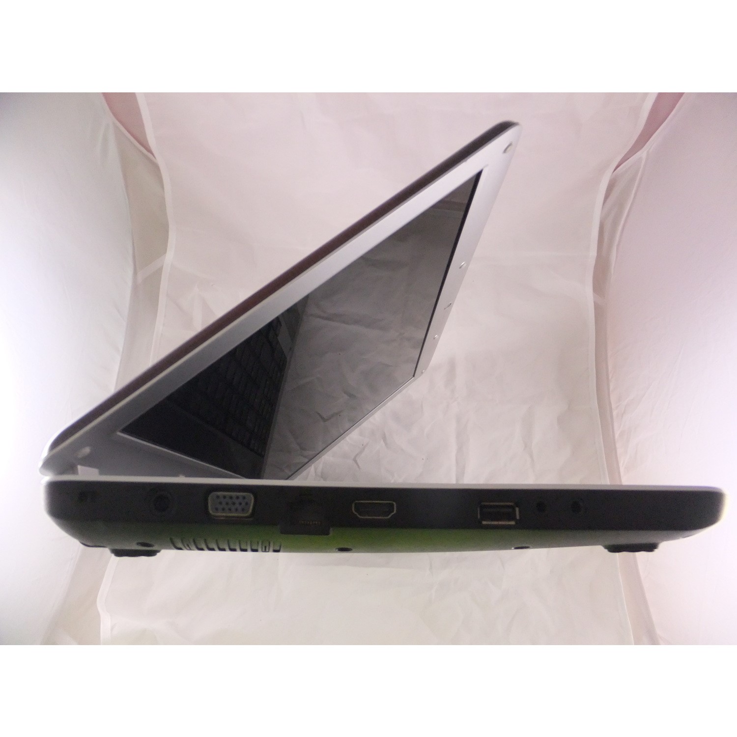 Pre-Owned Samsung R530 15.6" Intel Celeron T3300 2GHz 2GB 250GB DVD-RW ...