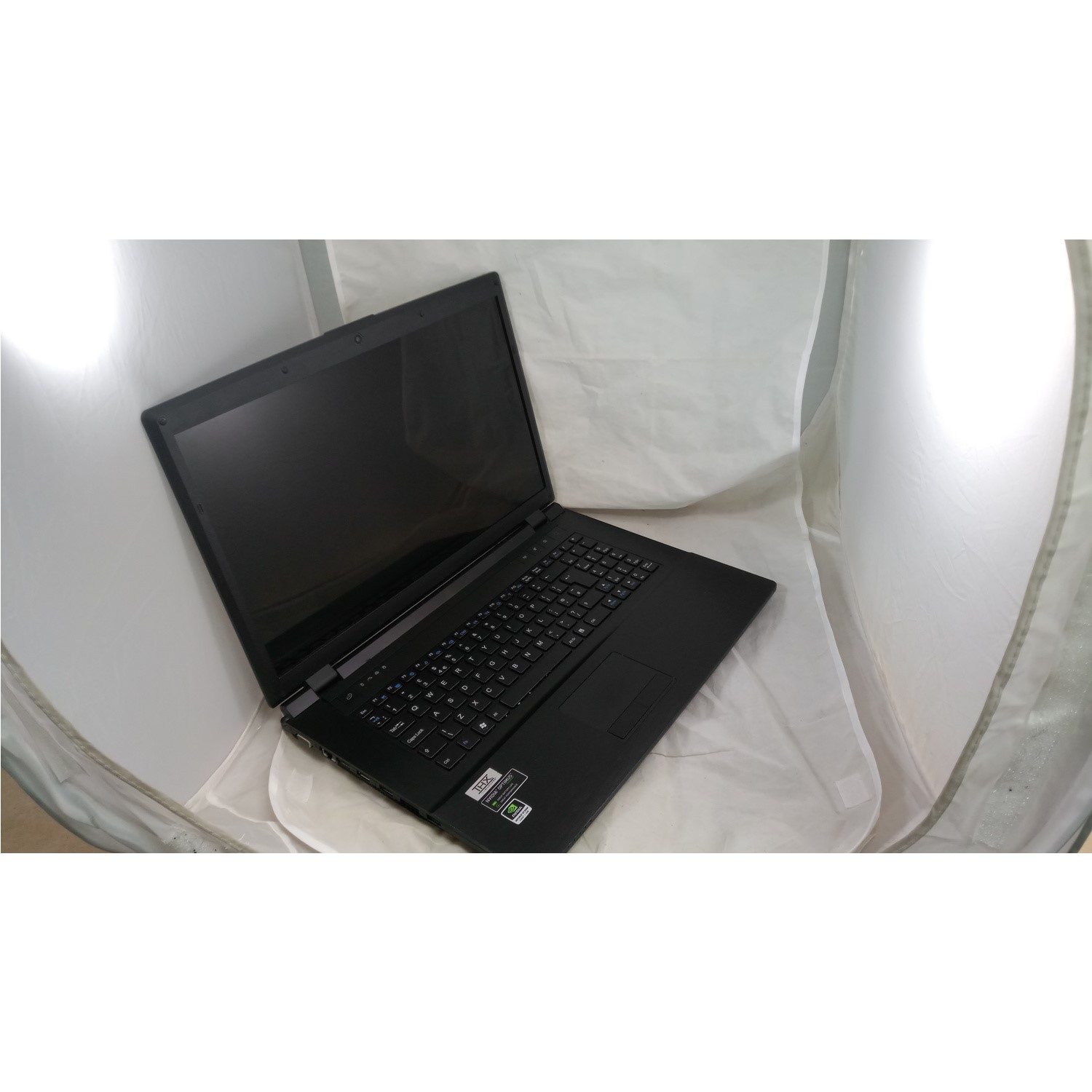 Refurbished Clevo W170HR Core i3 2350M 8GB 500GB DVD-RW 17.3 Inch ...