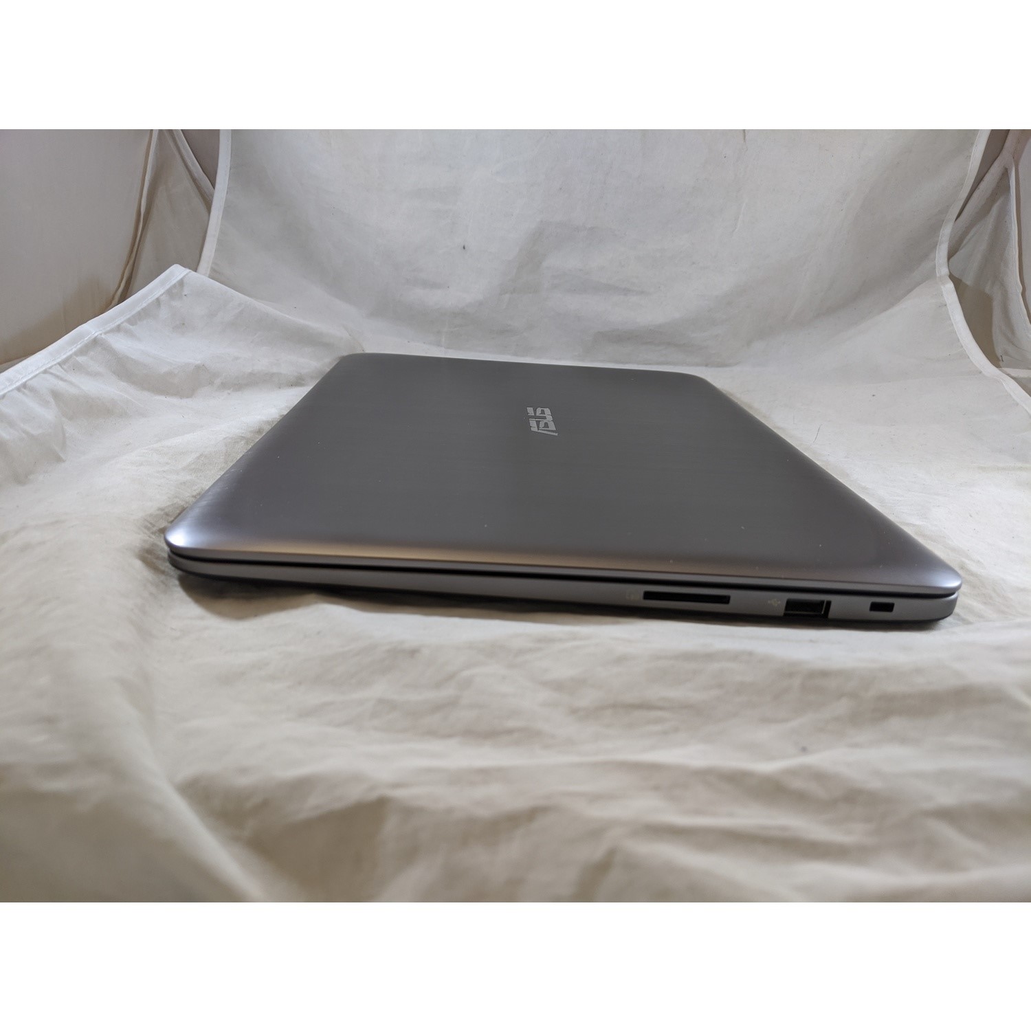 Refurbished Asus E403S Intel Pentium N3700 2GB 32GB 14 Inch Windows 10 ...