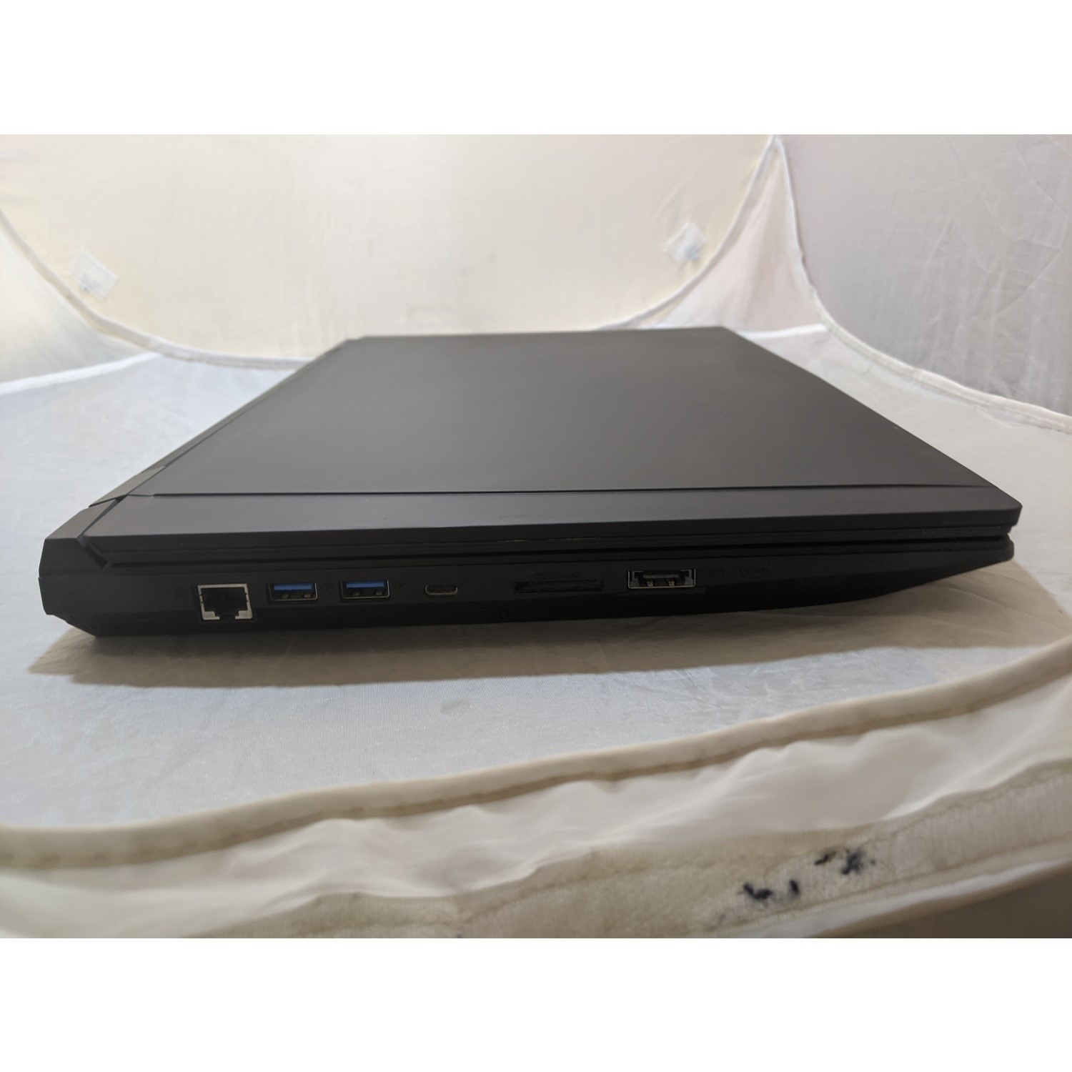 Refurbished Clevo P7XXDM-G Core i5 6600 16GB 256GB & 720GB GTX 980M 17. ...