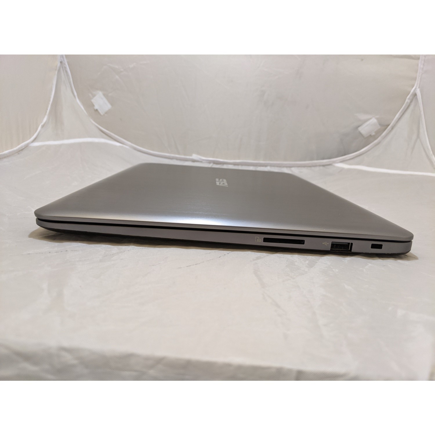 Refurbished Asus E403S Celeron N3700 2GB 32GB 14 Inch Windows 10 Laptop ...