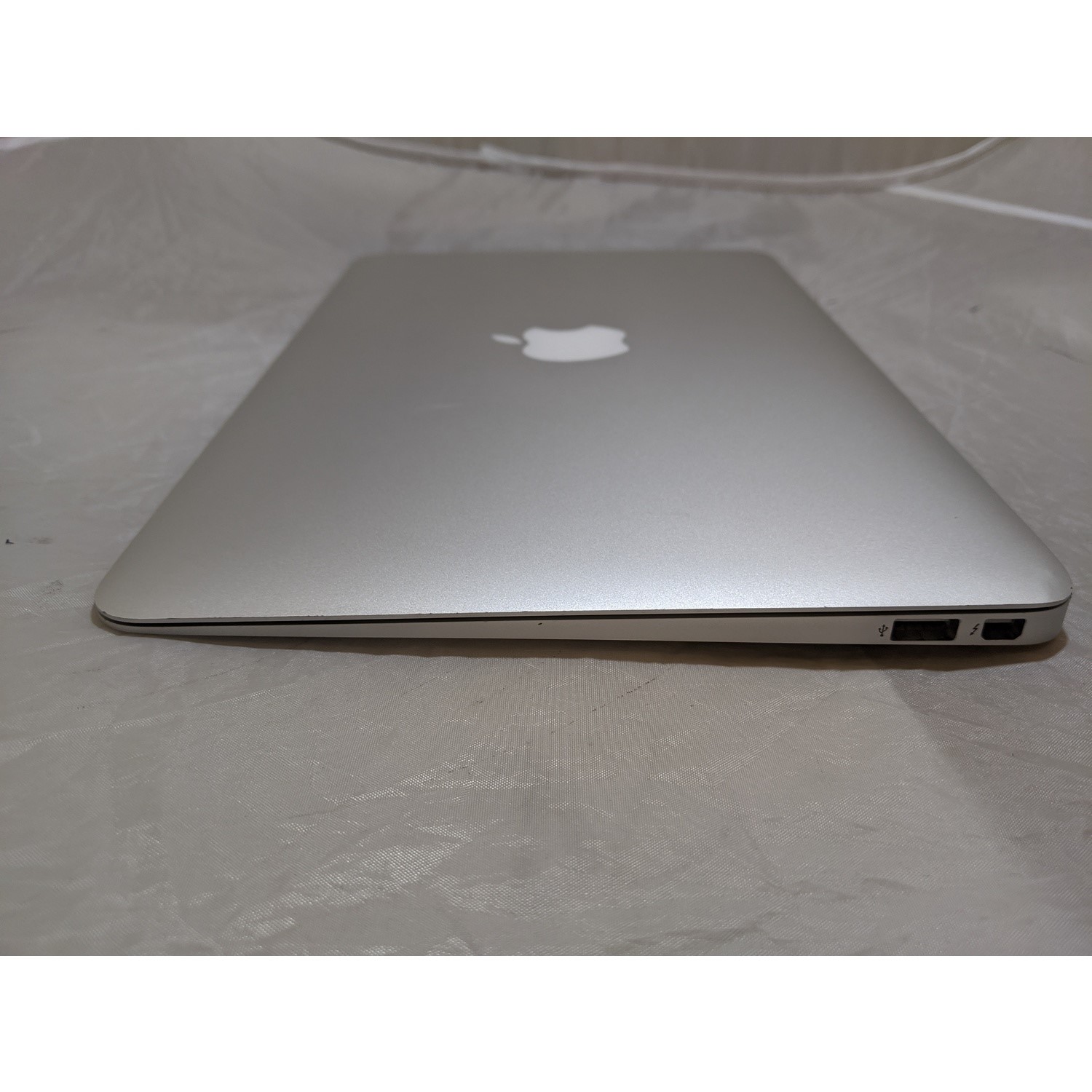 Refurbished Apple Macbook Core M3-7Y32 8GB 256GB SSD 12 Inch Laptop ...