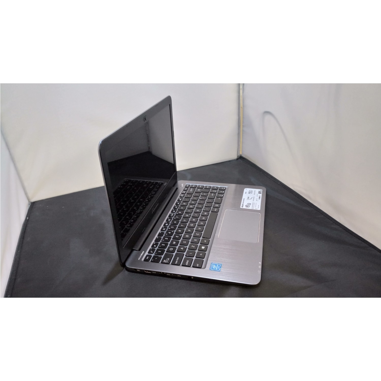 Refurbished ASUS E403S Intel Pentium N3700 2GB 32GB 13.3 Inch Windows ...