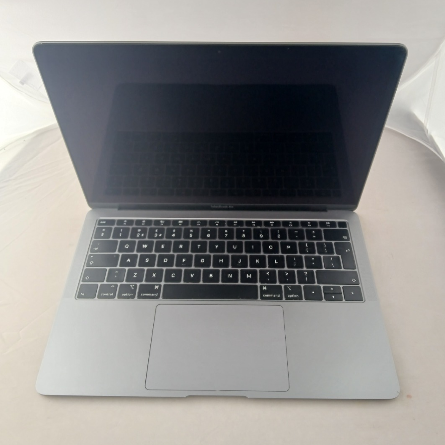 Refurbished Apple Macbook Air A1932 13 Inch Core i5 8GB RAM 128GB SSD ...