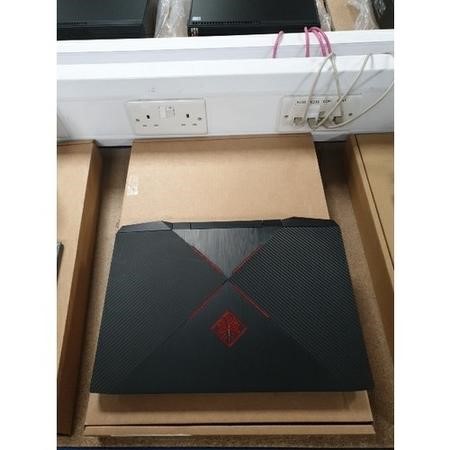 Refurbished HP Omen BY 15-DC1XXX Core i7-9750H 8GB 512GB GTX 1660Ti 15. ...